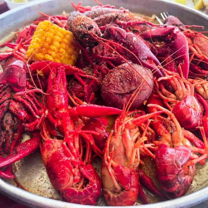 Best Crawfish Boil Recipe: A Beginner's Guide To A Large Backyard Boil ...